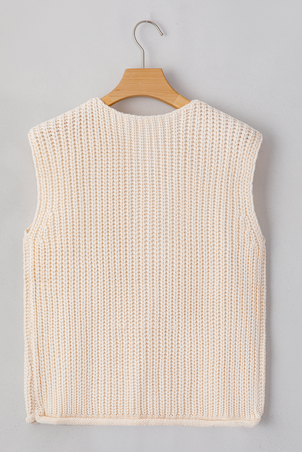 $ 9.1 - Wholesale White Solid Textured Knit Side Pockets Buttoned Sweater Vest