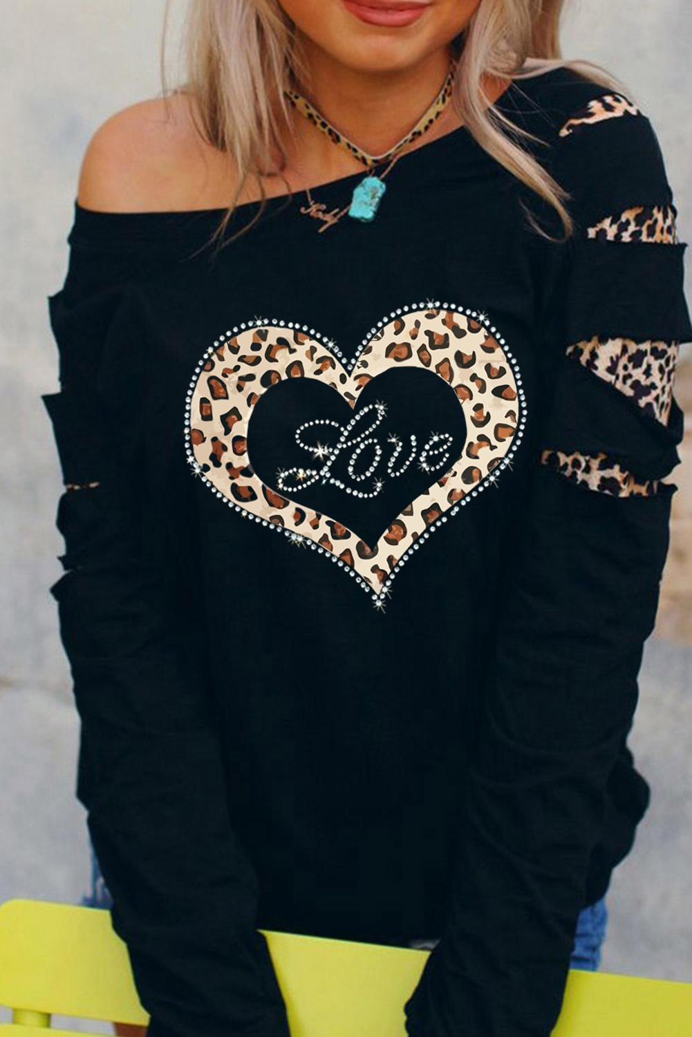 $7.81 Black Leopard Rhinestone Heart Graphic Slash Sleeve Sweatshirt ...