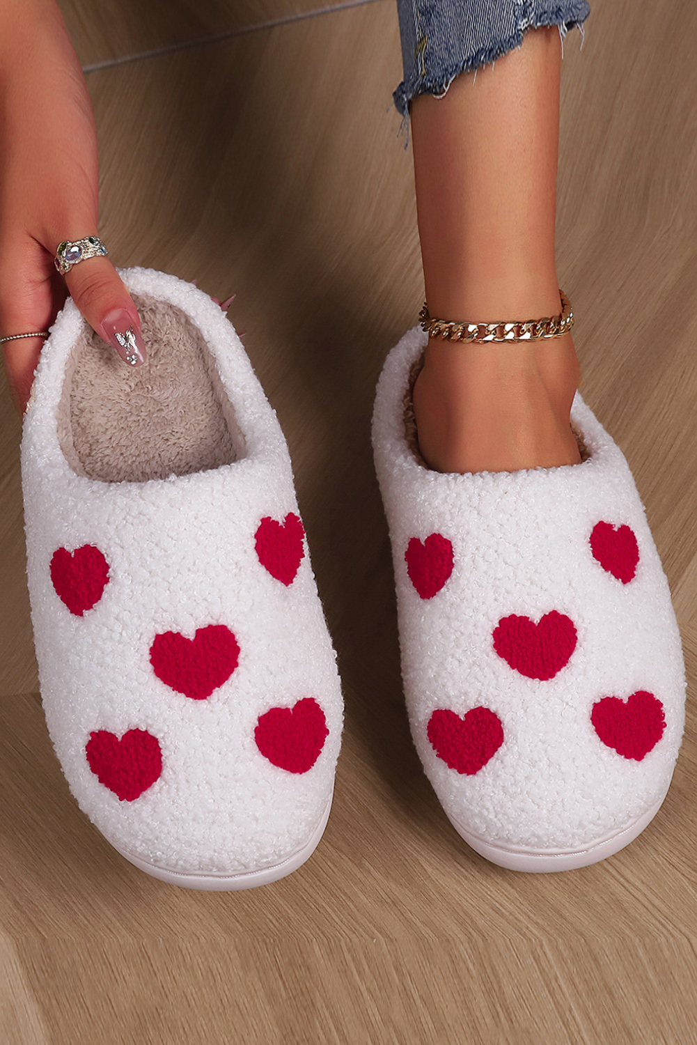 $3.39 White Valentines Day Hearts Print Plush House Slippers Wholesale