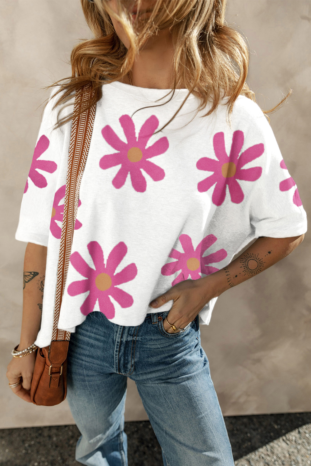 $6.71 White Daisy Flower Printed Casual T Shirt Wholesale
