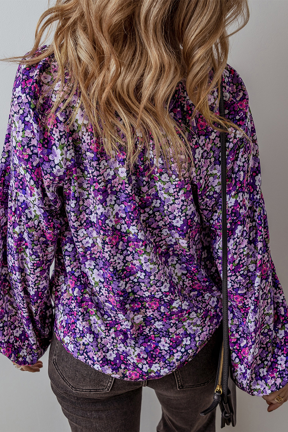 $7.9 Purple Boho Flower Split V Neck Bubble Sleeve Blouse Wholesale