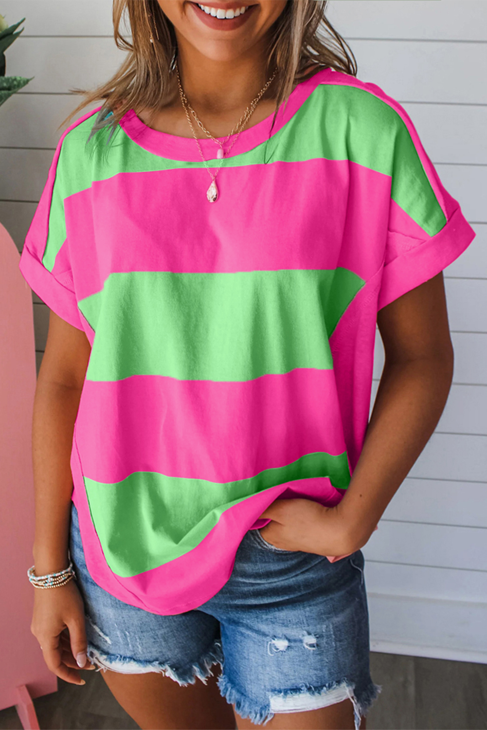 $4.75 Green Colorblock Rounded Hem Loose T Shirt Wholesale