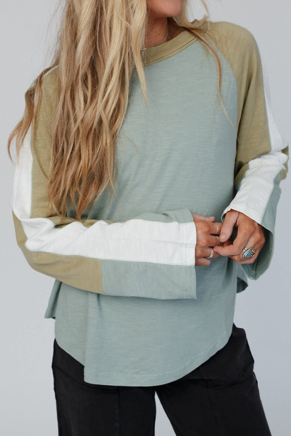 $5.98 Green Colorblock Loose Long Sleeve Tee Wholesale