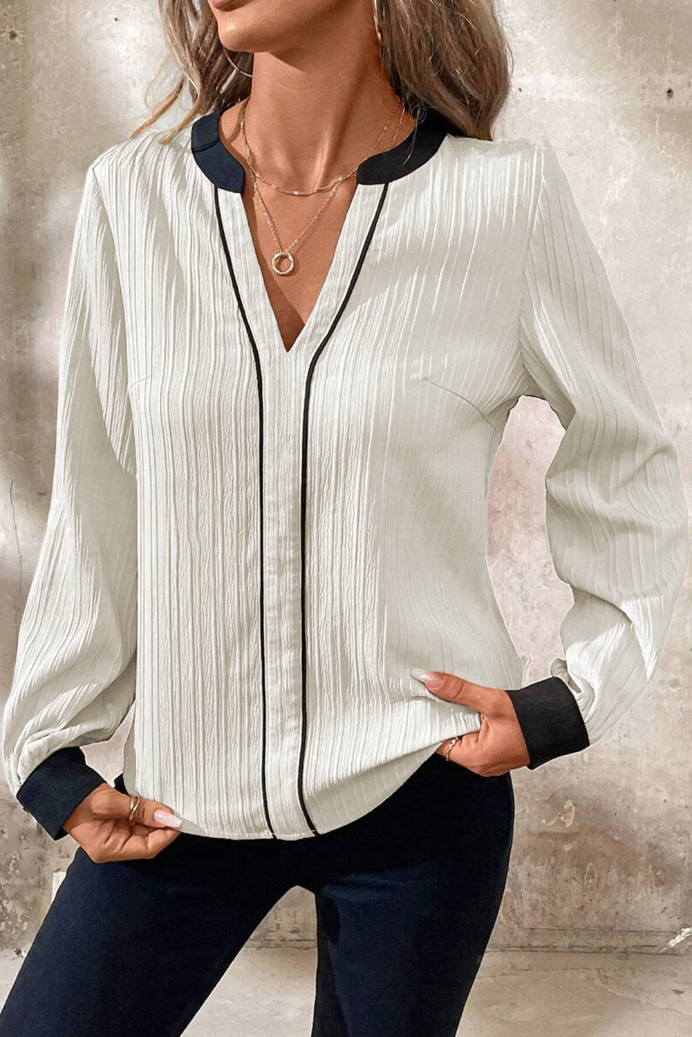 $5.7 White Textured Colorblock V Neck Elegant Blouse Wholesale