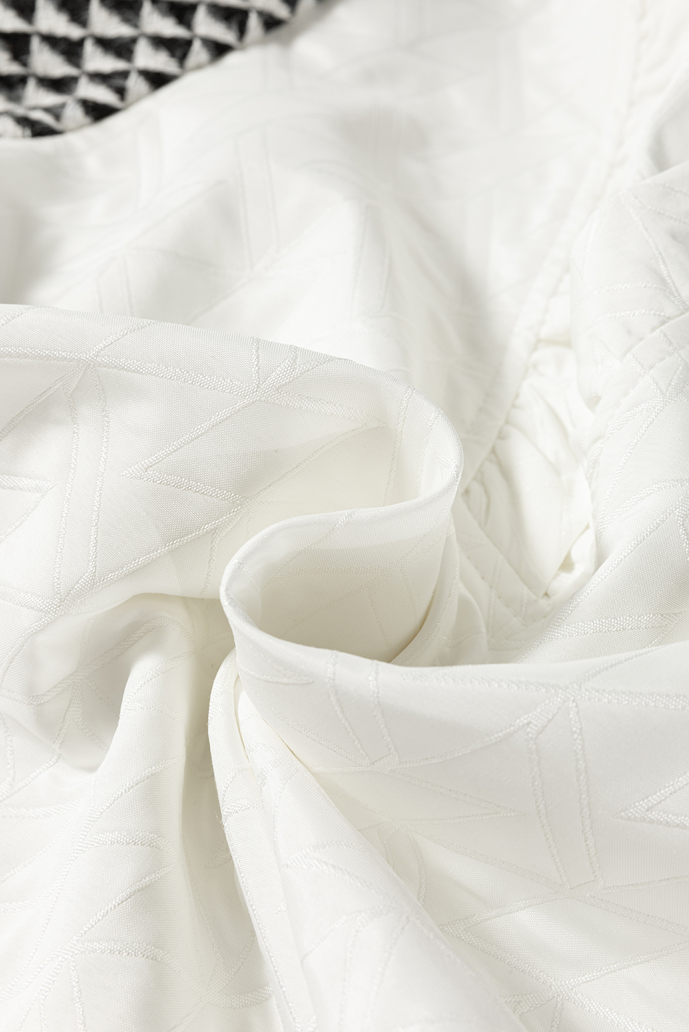 $6.35 White Geometric Textured Short Sleeve Frilly V Neck Blouse Wholesale