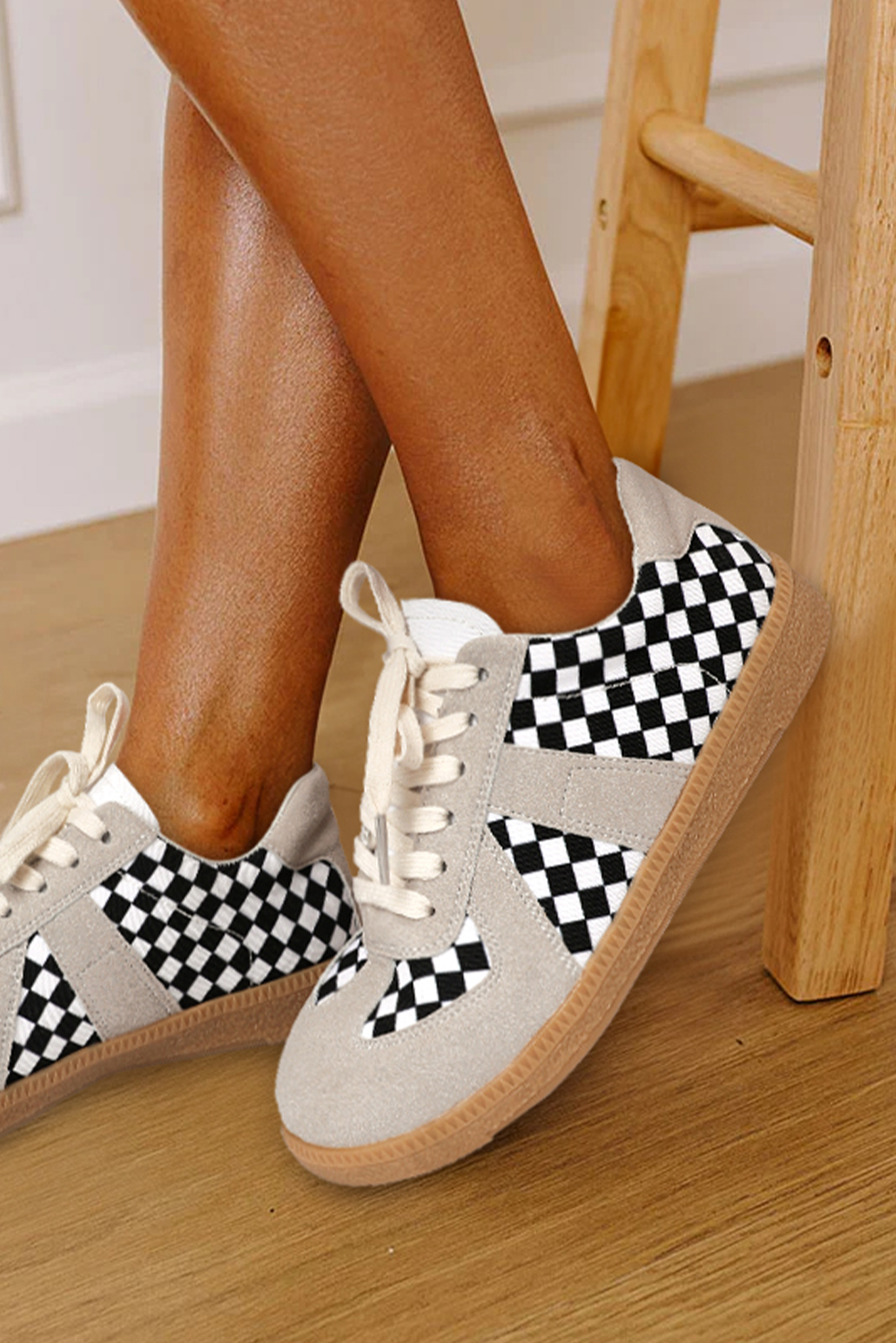 $11.1 Black Checkerboard Patchwork Lace-up Flat Leatherette Shoes Wholesale
