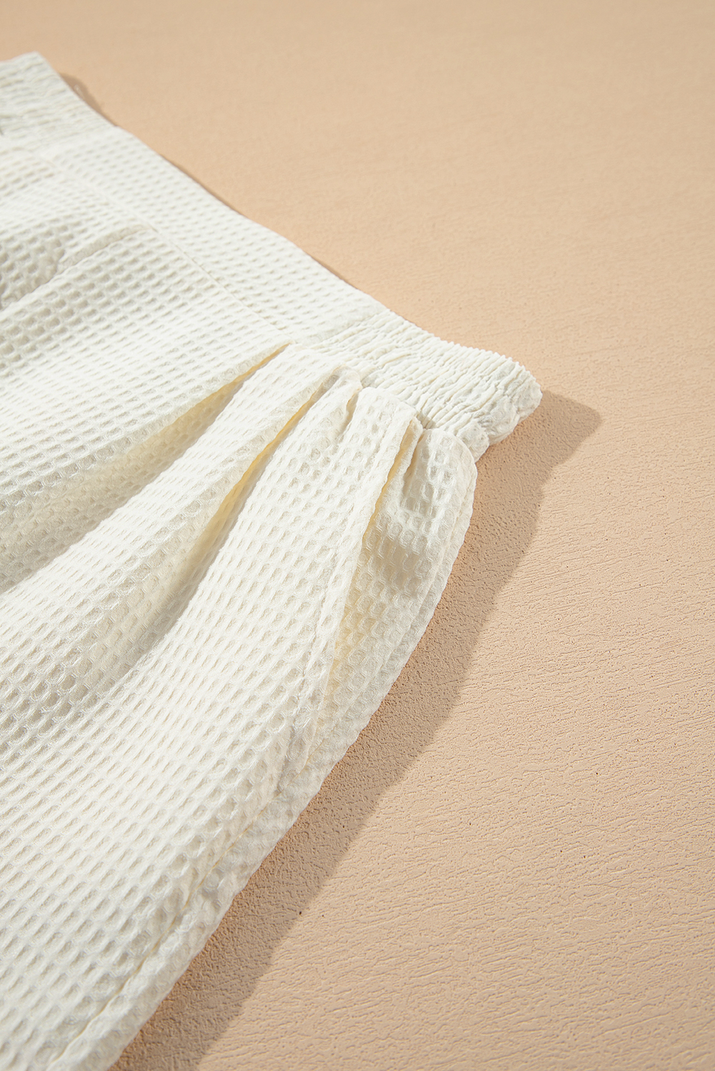 $6.35 White Waffle Texture Contrast Ricrac Hemline Casual Shorts Wholesale