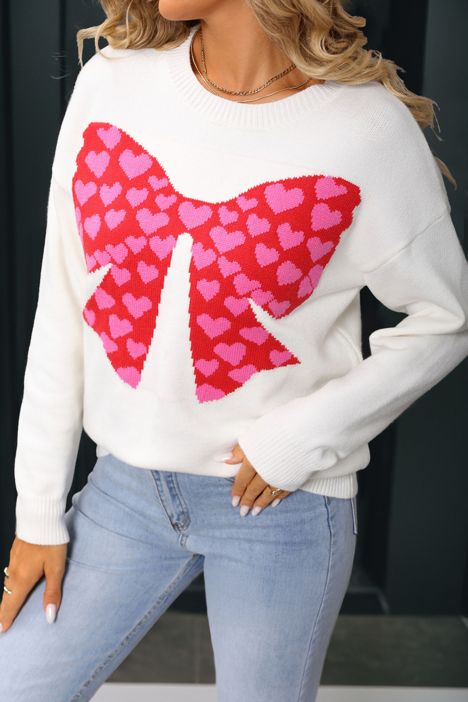 $13.46 White Heart Bow Graphic Valentine Sweater Wholesale