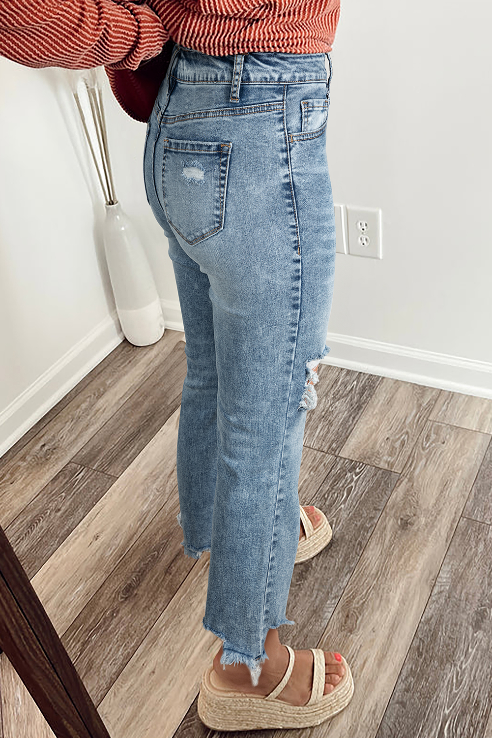 $ 22.44 - Myosotis Raw Hem Ripped Open Knee Fit Flare Jeans - ds.dear ...